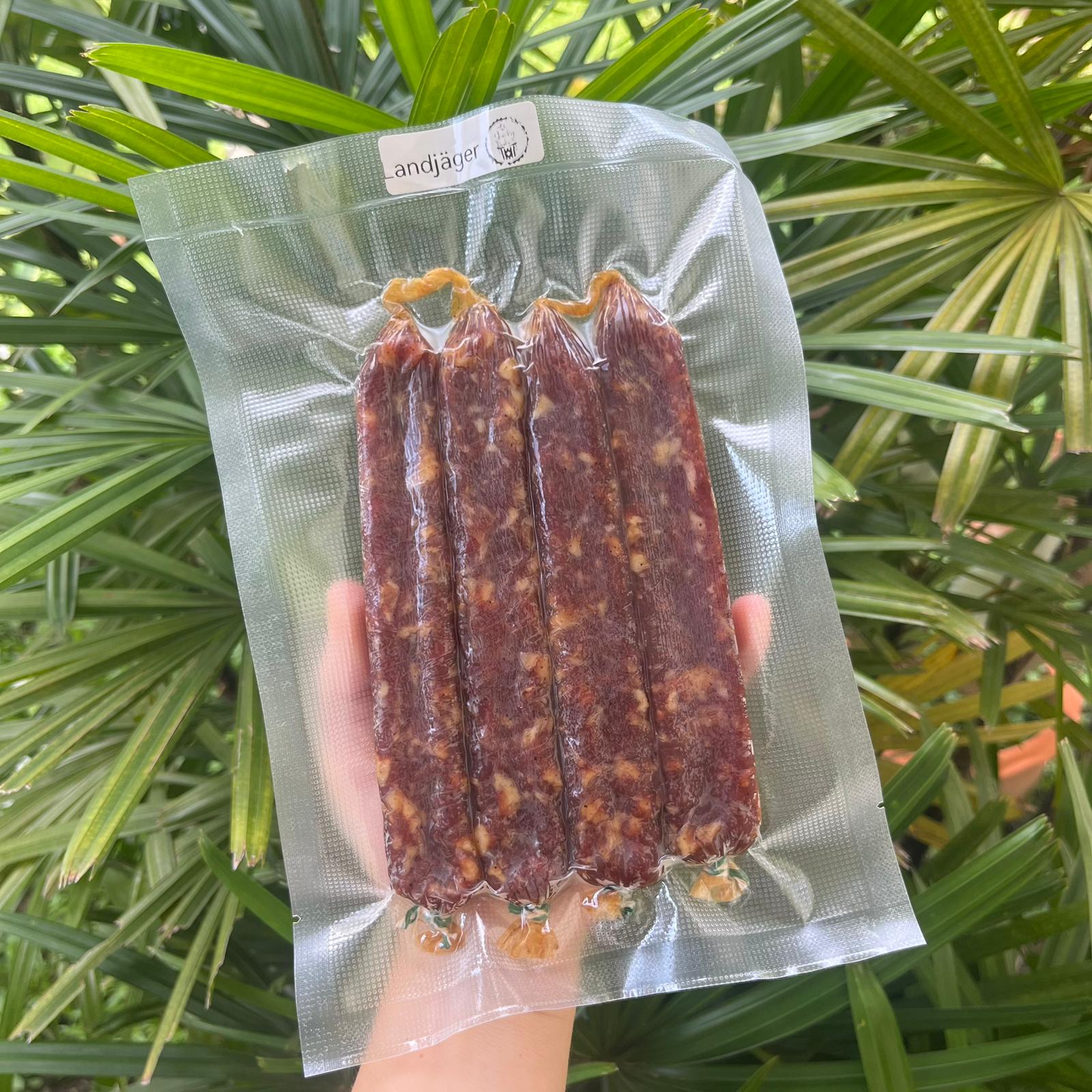 Landjäger [Country Hunter] – Jacky Bakes